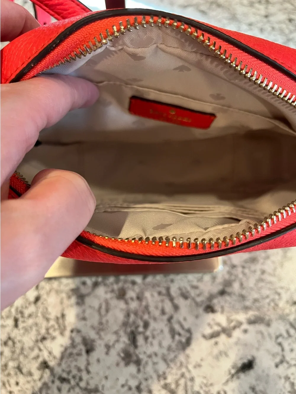 kate spade | Bags | Kate Spade Kourtney Camera Bag Like New | Poshmark